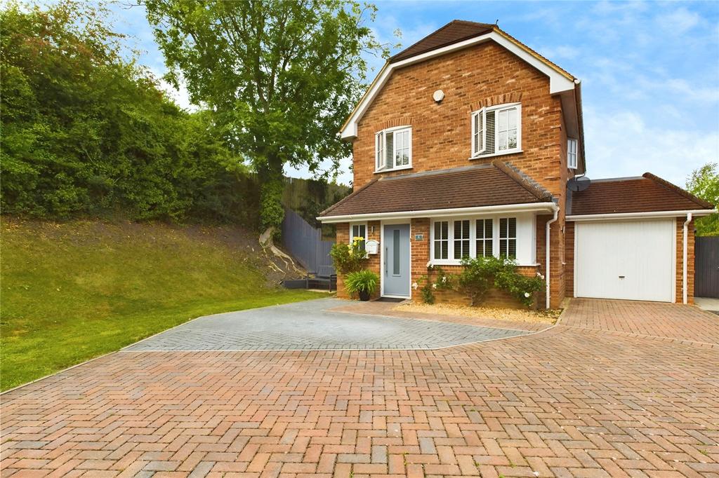 Stowe Close, Padworth, Reading, RG7 3 bed detached house for sale - £ ...