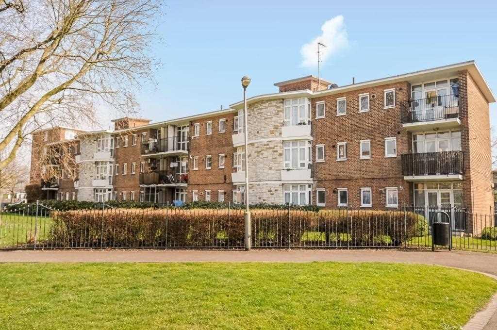 Mansell House, Patmore Estate, Nine... 3 bed apartment - £495,000