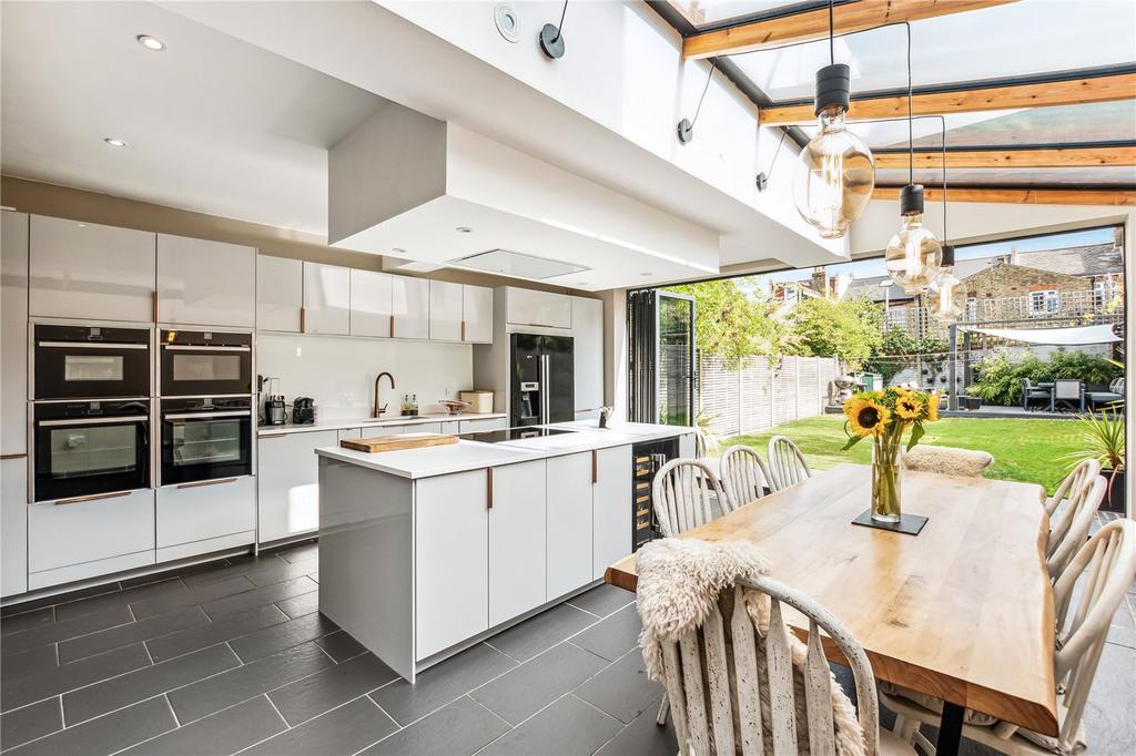 Gleneldon Road, London SW16 5 bed semi-detached house - £1,400,000