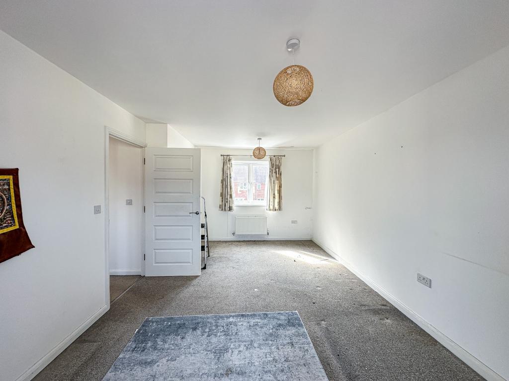 Mill House Road, Taunton 2 bed semi-detached house - £975 pcm (£225 pw)