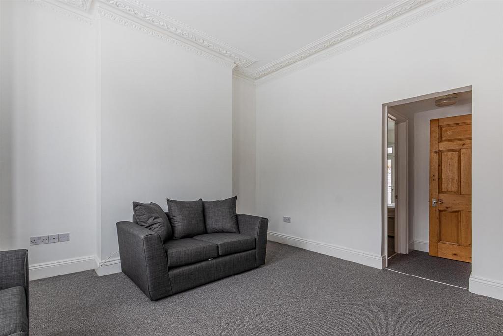 Hamilton Street, Cardiff CF11 1 bed flat - £925 pcm (£213 pw)