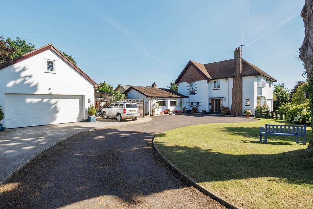 Beavor Lane, Axminster, Devon 4 bed detached house for sale - £850,000