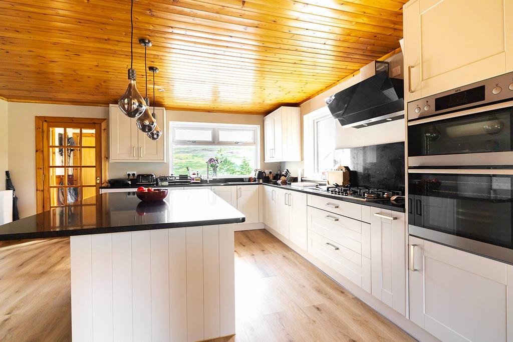 Am Fuaran, 66 Strathkanaird... 5 bed detached house for sale - £400,000