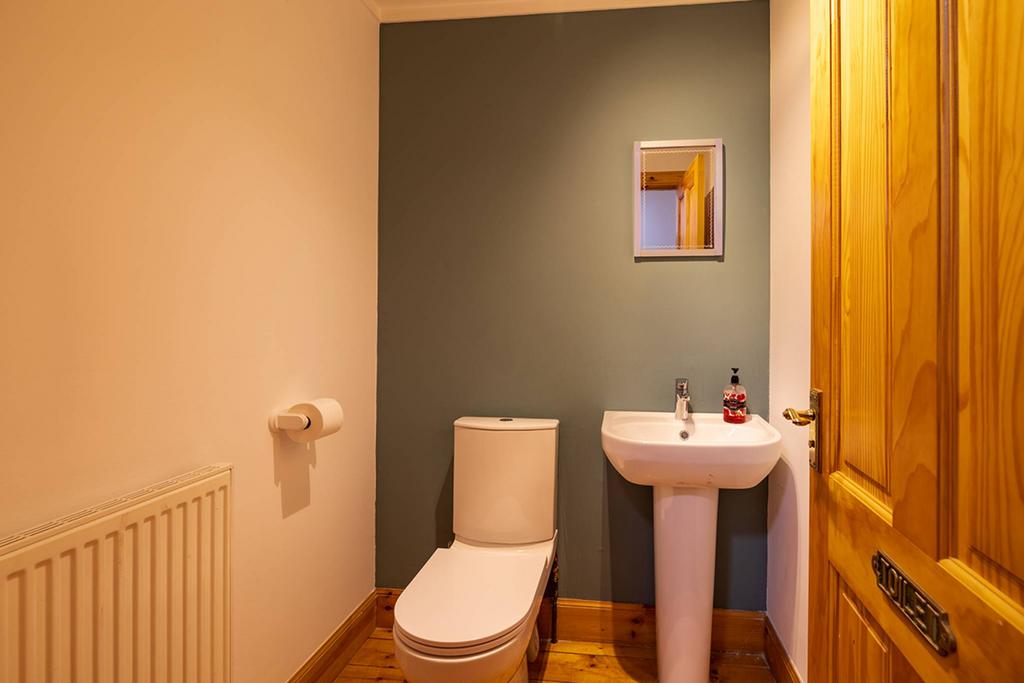 Am Fuaran, 66 Strathkanaird... 5 bed detached house for sale - £400,000