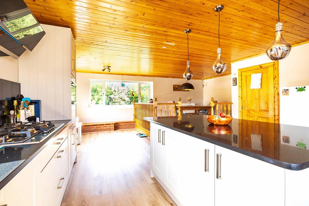 Am Fuaran, 66 Strathkanaird... 5 bed detached house for sale - £400,000