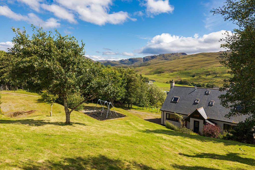 Am Fuaran, 66 Strathkanaird... 5 bed detached house for sale - £400,000