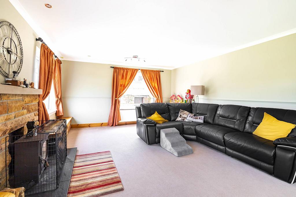 Am Fuaran, 66 Strathkanaird... 5 bed detached house for sale - £400,000