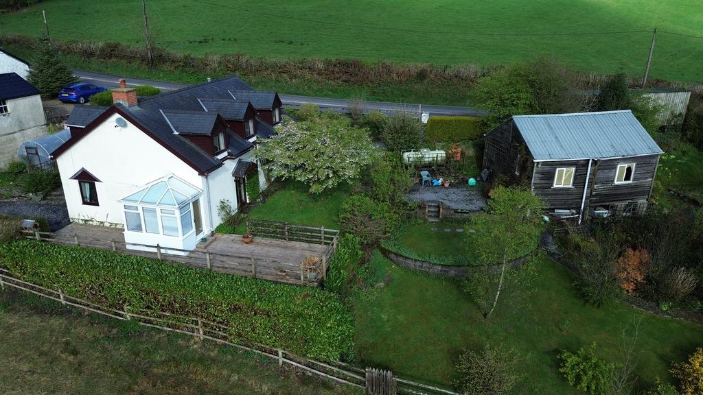 Cwmann, Lampeter, SA48 3 bed cottage for sale - £295,000