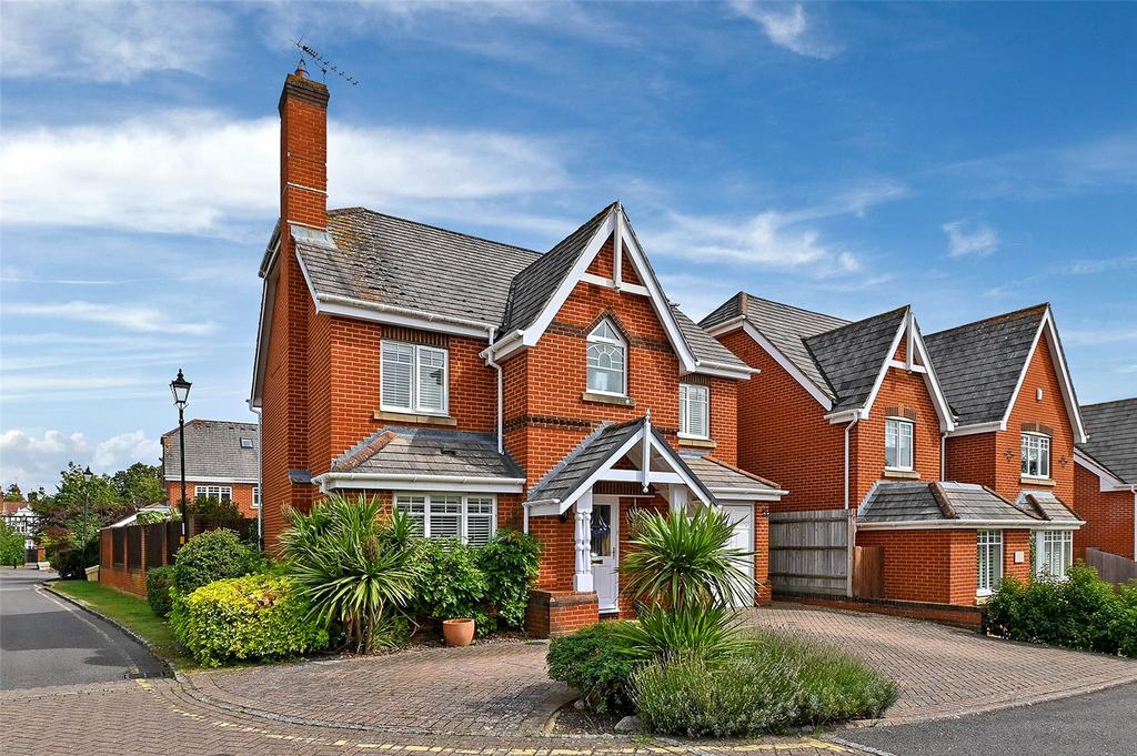 Nightingale Walk, Windsor, Berkshire... 5 bed detached house - £1,250,000