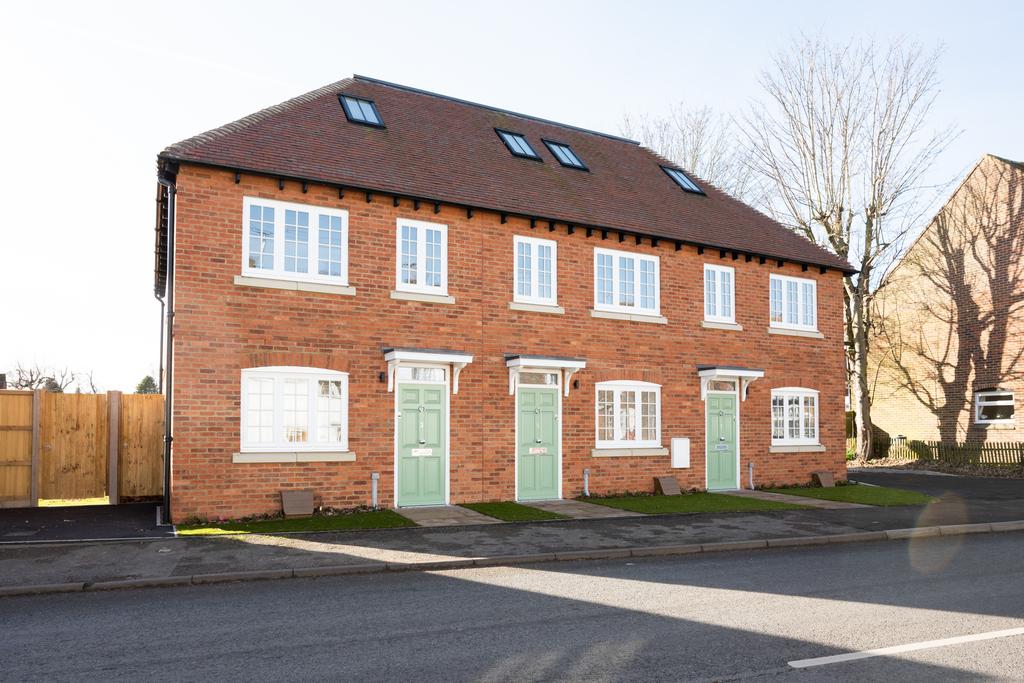 High Street, Littlebourne CT3 4 bed house to rent - £1,595 pcm (£368 pw)