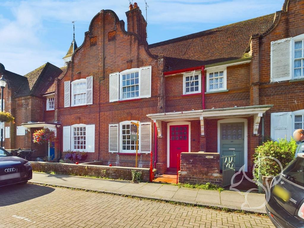 The Causeway, Halstead 4 bed terraced house - £1,400 pcm (£323 pw)
