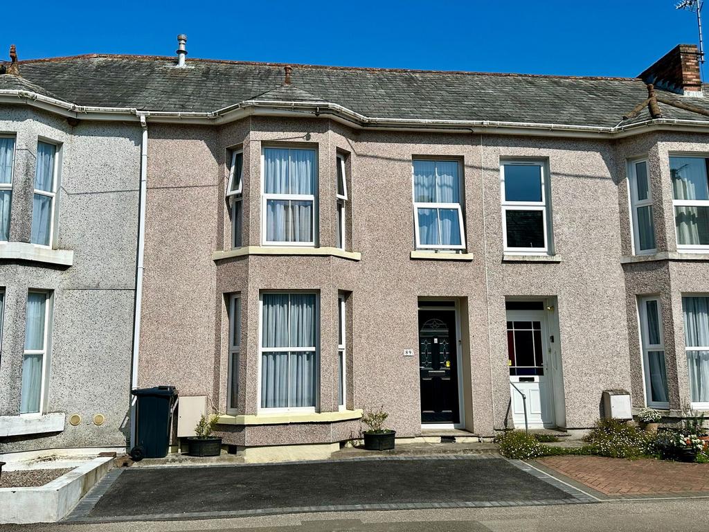 Station Road, Par PL24 3 bed terraced house - £238,000