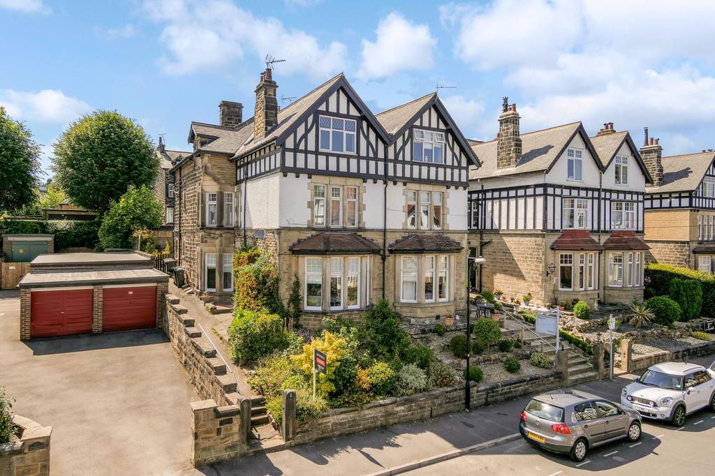 Spring Grove, Harrogate, HG1 2 bed apartment - £269,950