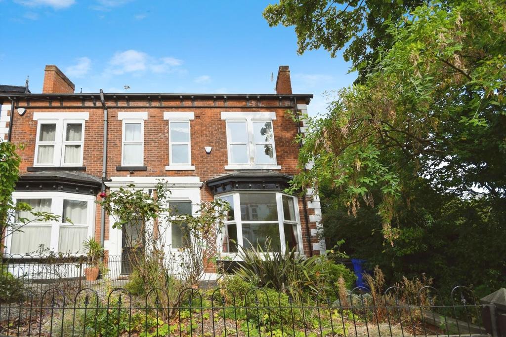 Abbeyfield Road, Sheffield 4 bed semi-detached house - £250,000