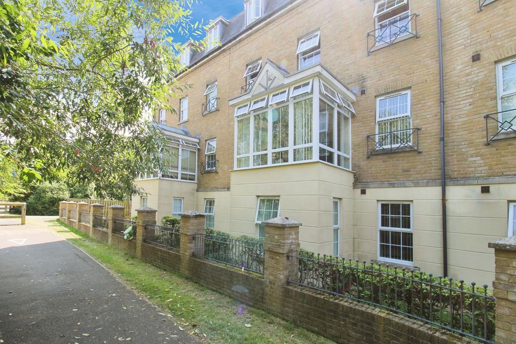 Prospero Way, The Chestnuts Prospero... 2 bed flat - £150,000