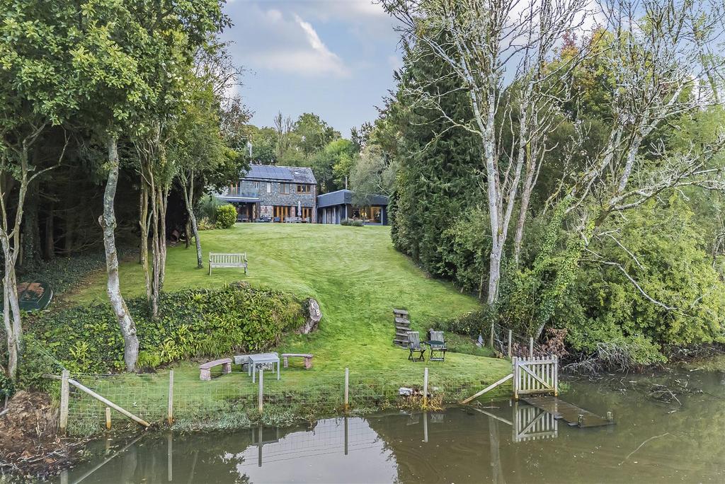 Landulph, Saltash 4 bed detached house - £1,000,000
