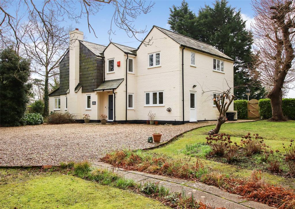 Poles Lane, Lymington, Hampshire, SO41 4 bed detached house for sale ...