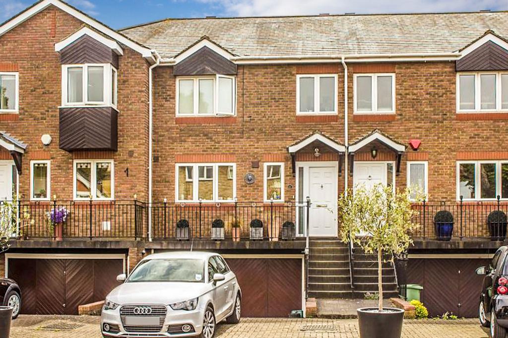 Grove Road, East Molesey 3 bed terraced house - £895,000