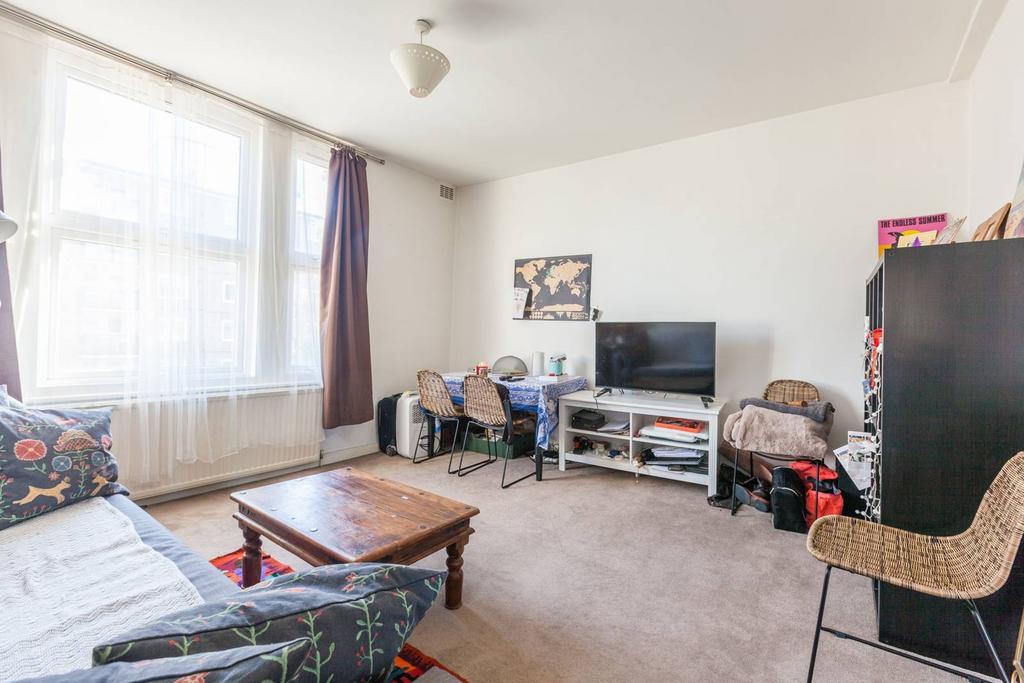 Stockwell Road, Brixton, London, SW9 1 bed flat - £1,695 pcm (£391 pw)