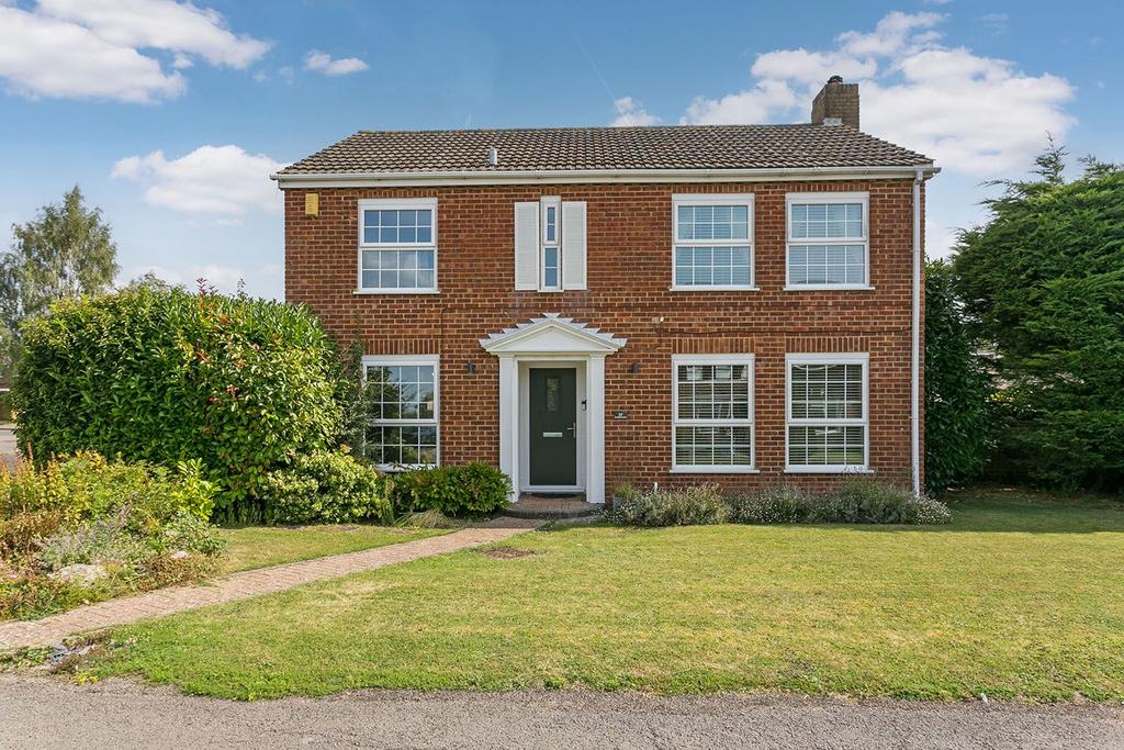 Maidenhead SL6 4 bed detached house - £900,000