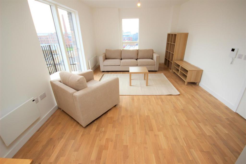 Lockgate Mews, Manchester M4 2 bed apartment - £1,600 pcm (£369 pw)