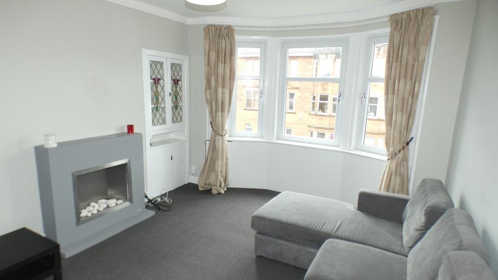 Highburgh Drive, Glasgow G73 2 bed flat - £895 pcm (£207 pw)