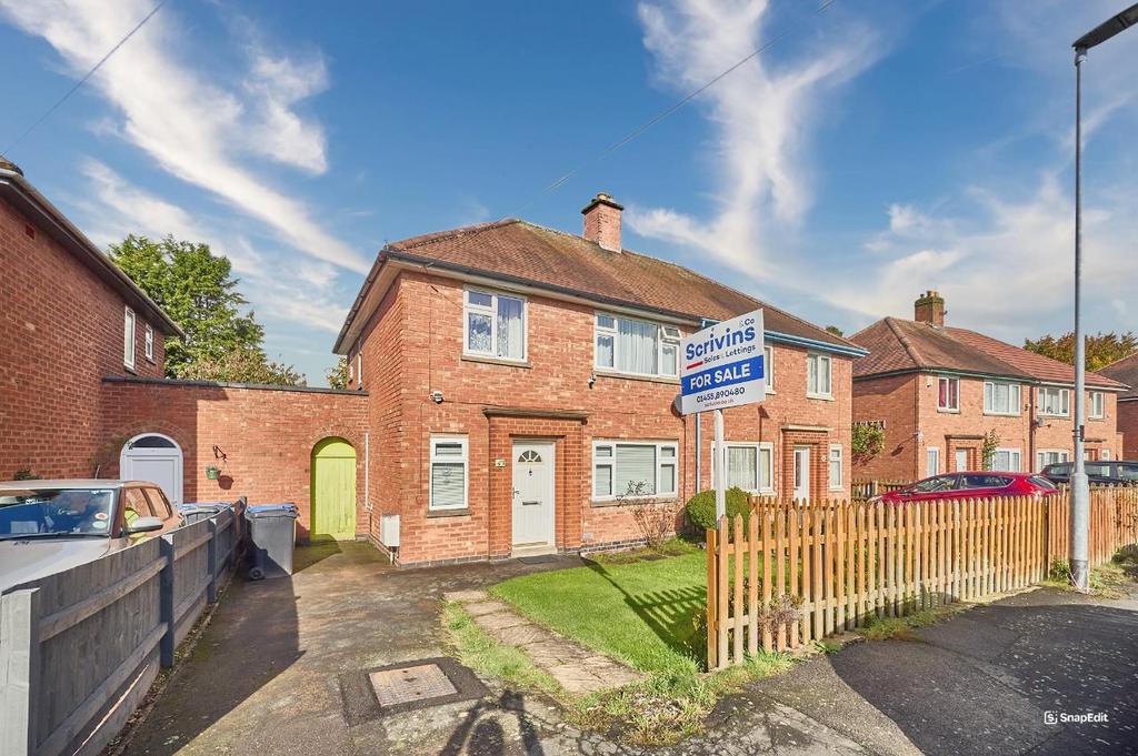 Moore Road, Barwell 3 bed semi-detached house - £240,000