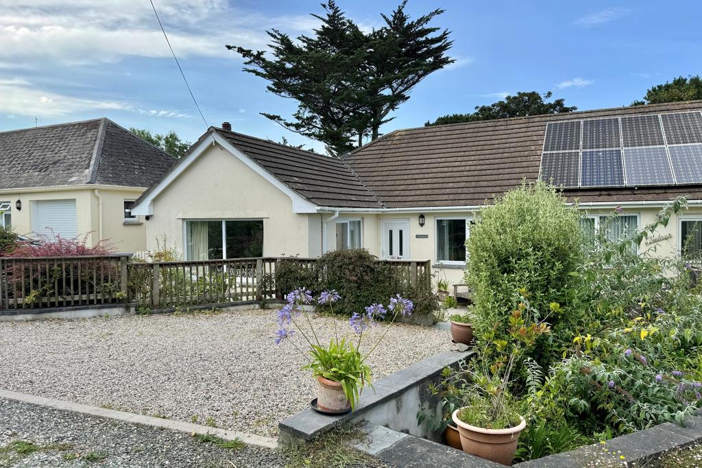 Trevanion, Trevone, PL28 3 bed bungalow - £595,000