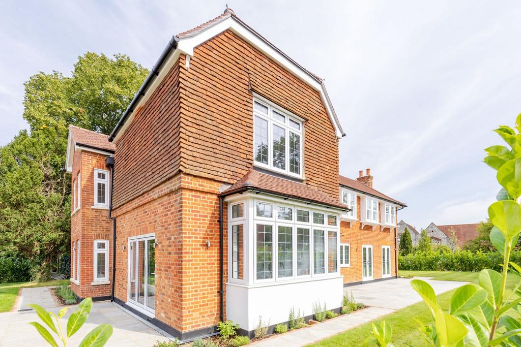 Merrow Street, Guildford, Surrey 5 bed detached house - £1,800,000