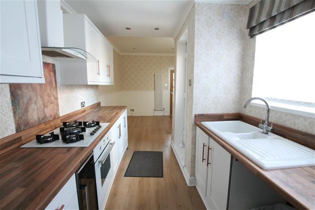 Hallgate, HU16 2 bed semi-detached house - £695 pcm (£160 pw)
