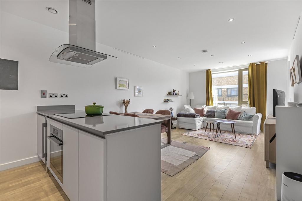 London SW9 2 bed apartment - £575,000