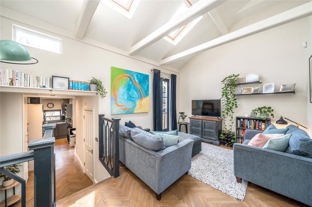 London SW9 2 bed apartment - £525,000