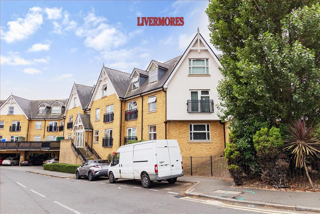Tanners Close, Crayford, Kent 1 bed flat - £215,000