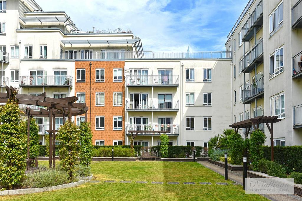 Amelia House, Boulevard Drive... 2 bed apartment for sale - £495,000