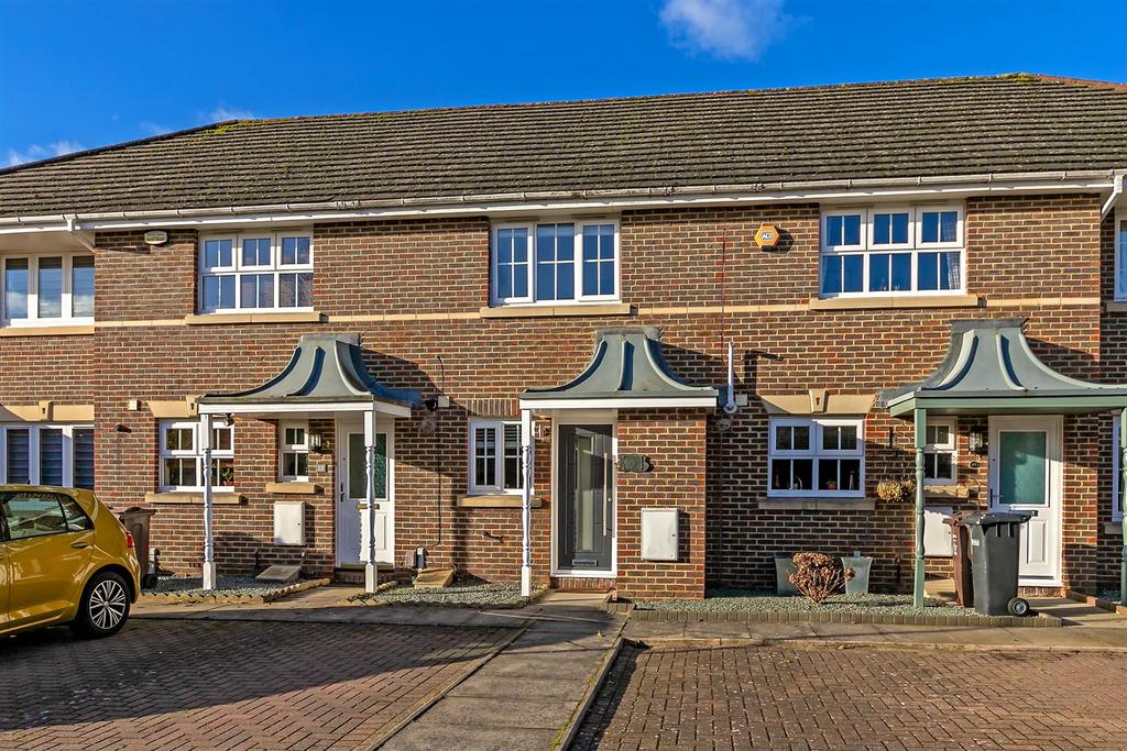 Church Croft, Highfield Park, St Albans 2 bed terraced house for sale ...