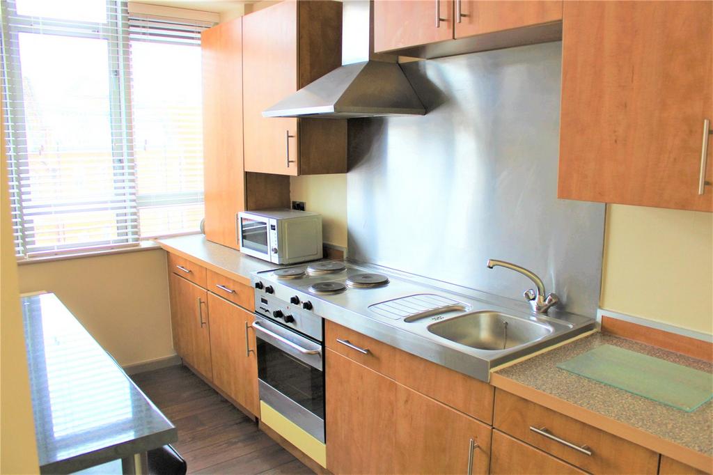 City Road, Old Street, London, EC1V 2 bed apartment - £3,650 pcm (£842 pw)