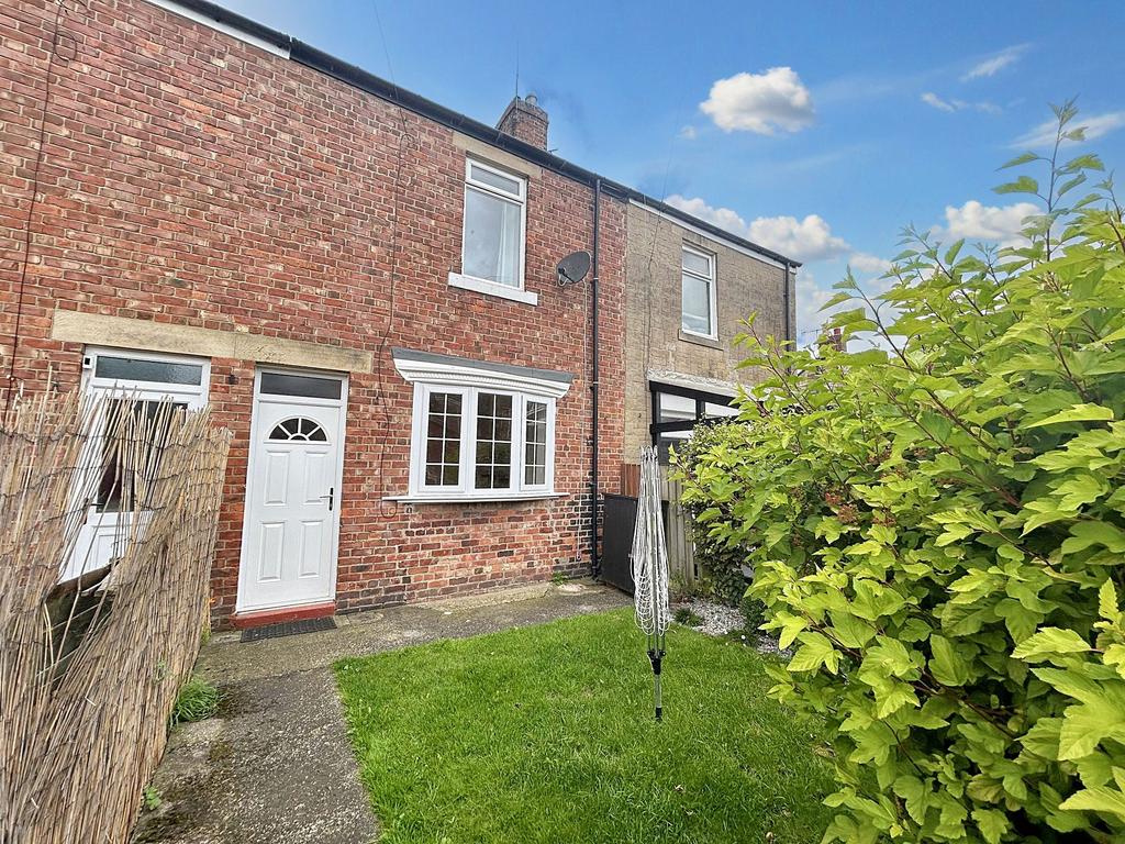 Grey Place, Morpeth, Northumberland... 2 bed terraced house - £125,000