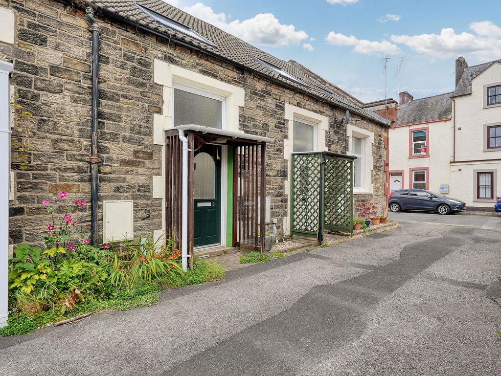 New Street, Cockermouth CA13 1 bed terraced house - £90,000