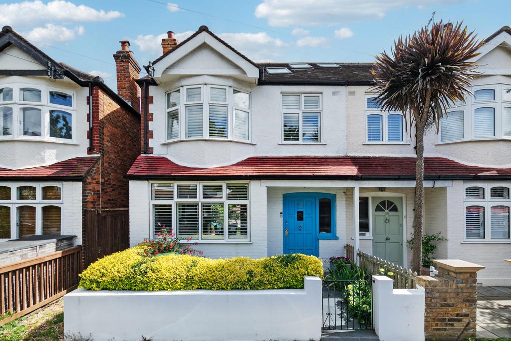 Ripley Gardens, Mortlake SW14 4 bed semi-detached house for sale - £ ...