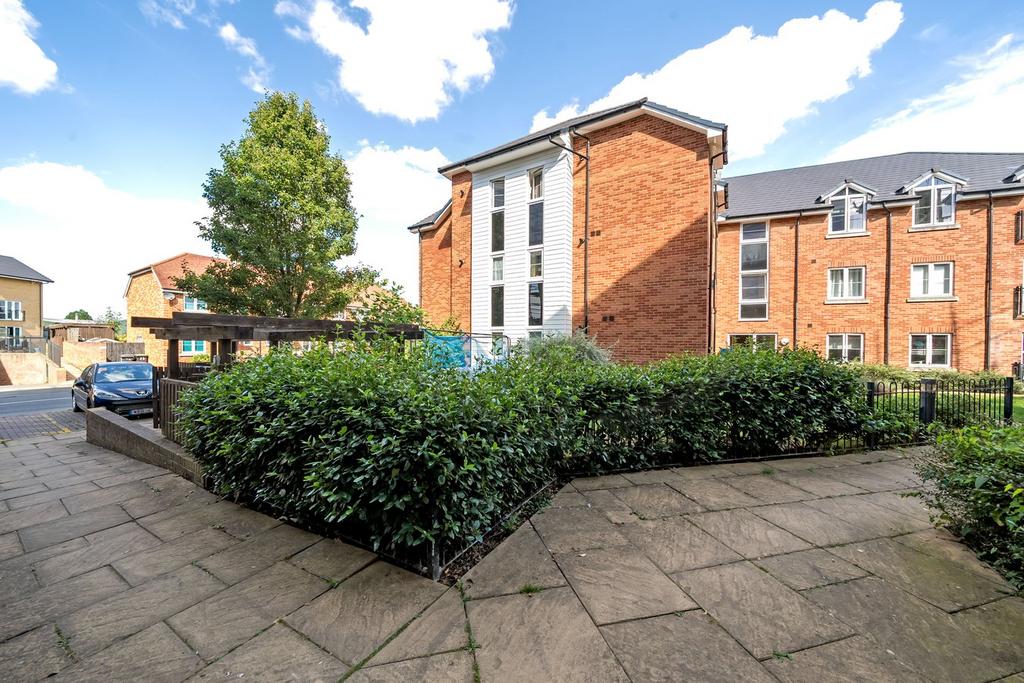 River View, Shefford, SG17 1 bed apartment for sale - £160,000