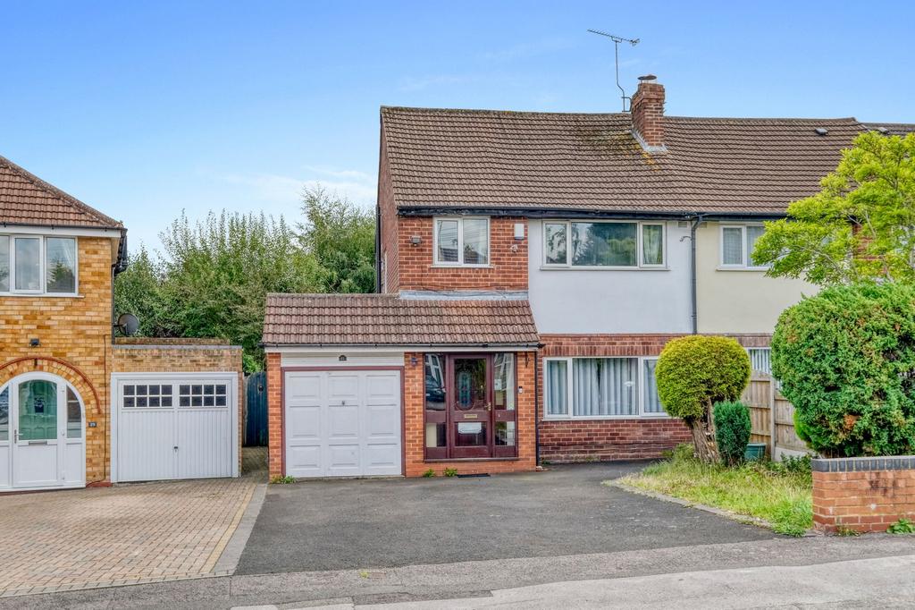 Brownley Road, Shirley, Solihull, B90... 3 bed semi-detached house for ...
