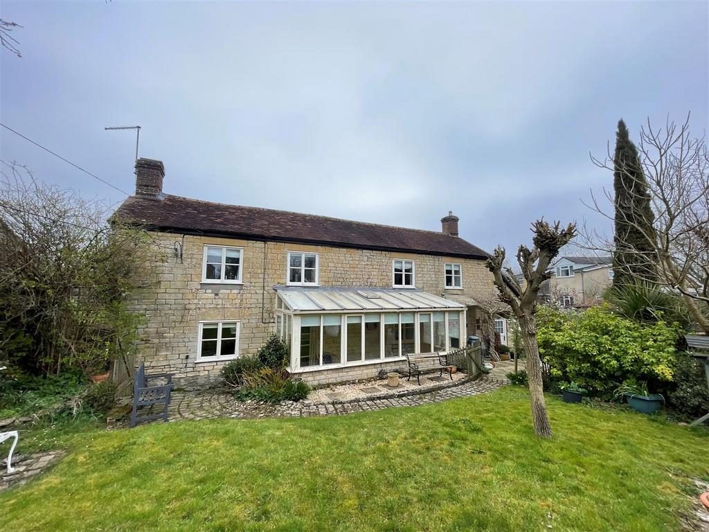 Mill Lane, Marnhull 3 bed detached house - £400,000
