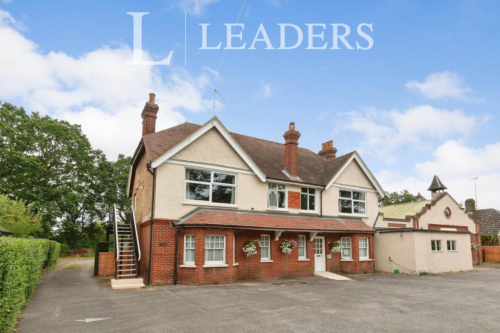 Send village 2 bed apartment - £1,500 pcm (£346 pw)
