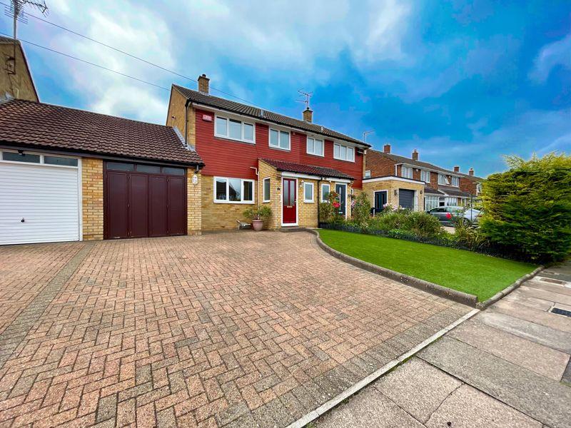 Ullswater Road, Dunstable 4 bed semi-detached house - £400,000