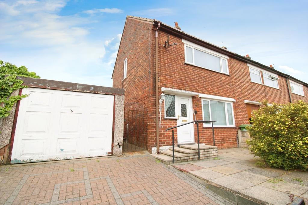 Melbourne Street, St. Helens WA9 2 bed end of terrace house - £130,000
