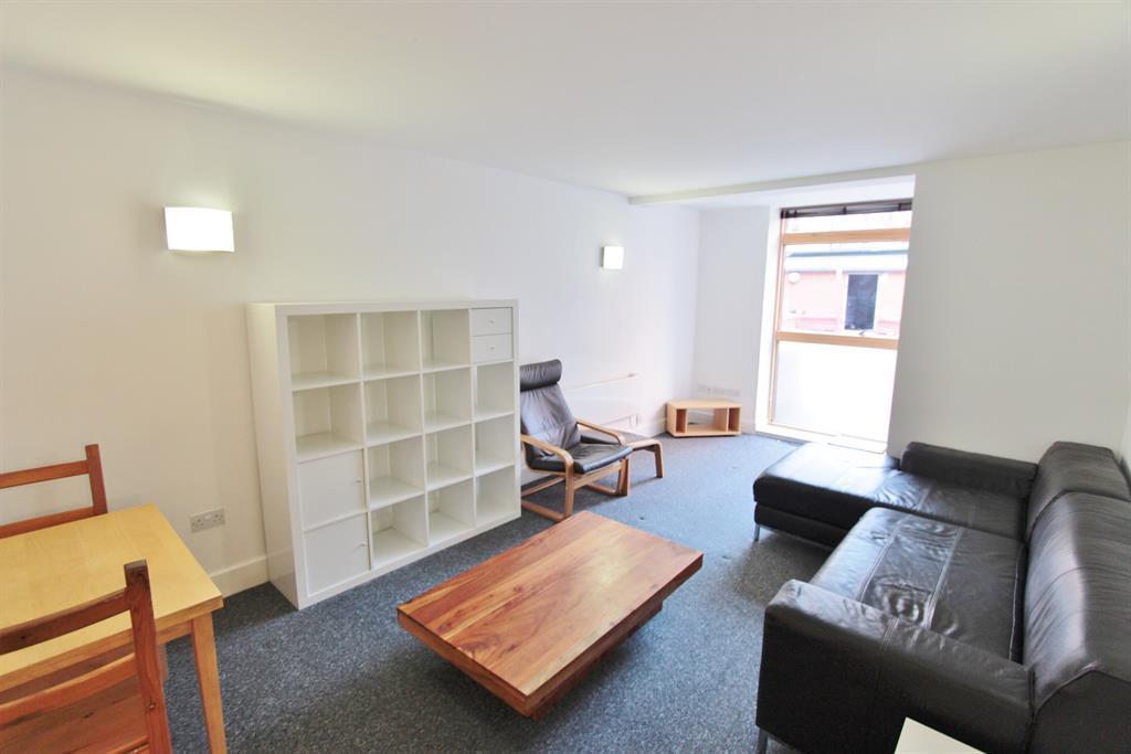 Smithfield Apartments, Rockingham... 2 bed flat - £800 pcm (£185 pw)
