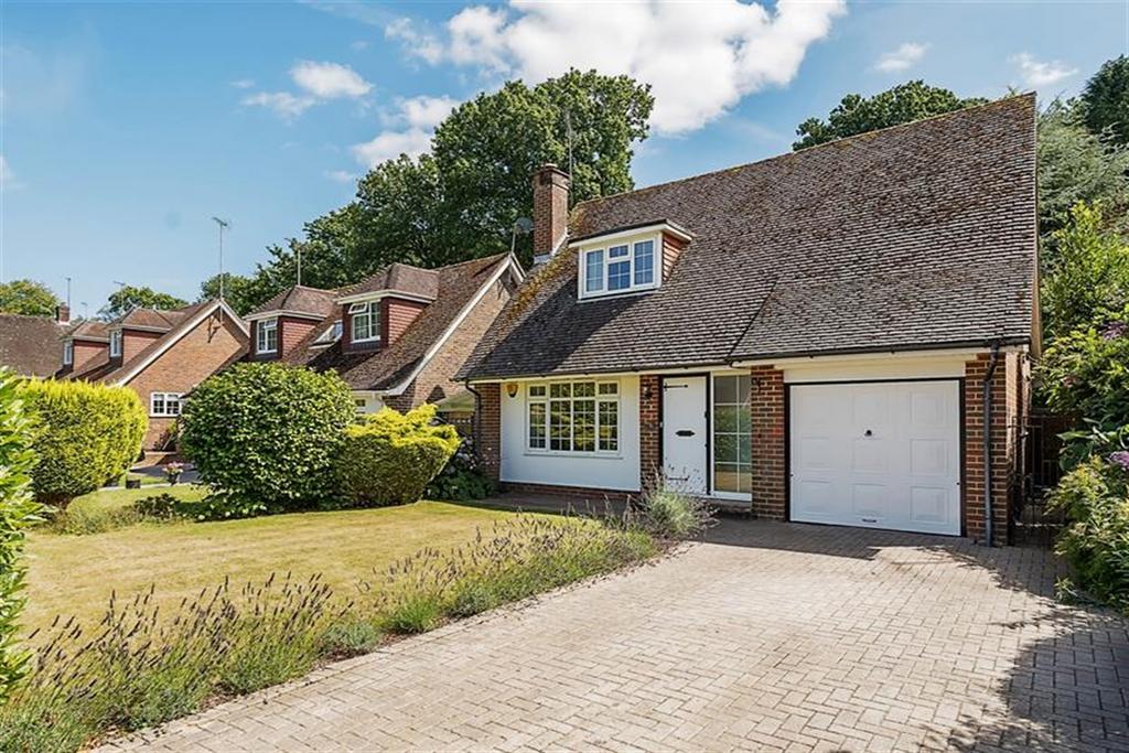 Hillside Road, Storrington, West... 2 bed detached house - £625,000