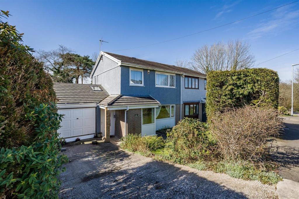 Pen Y Fro, Dunvant, Swansea 3 bed semi-detached house - £235,000