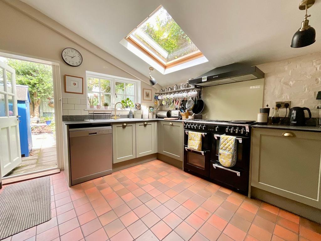 Cross Street, Newport NP18 5 bed terraced house - £550,000