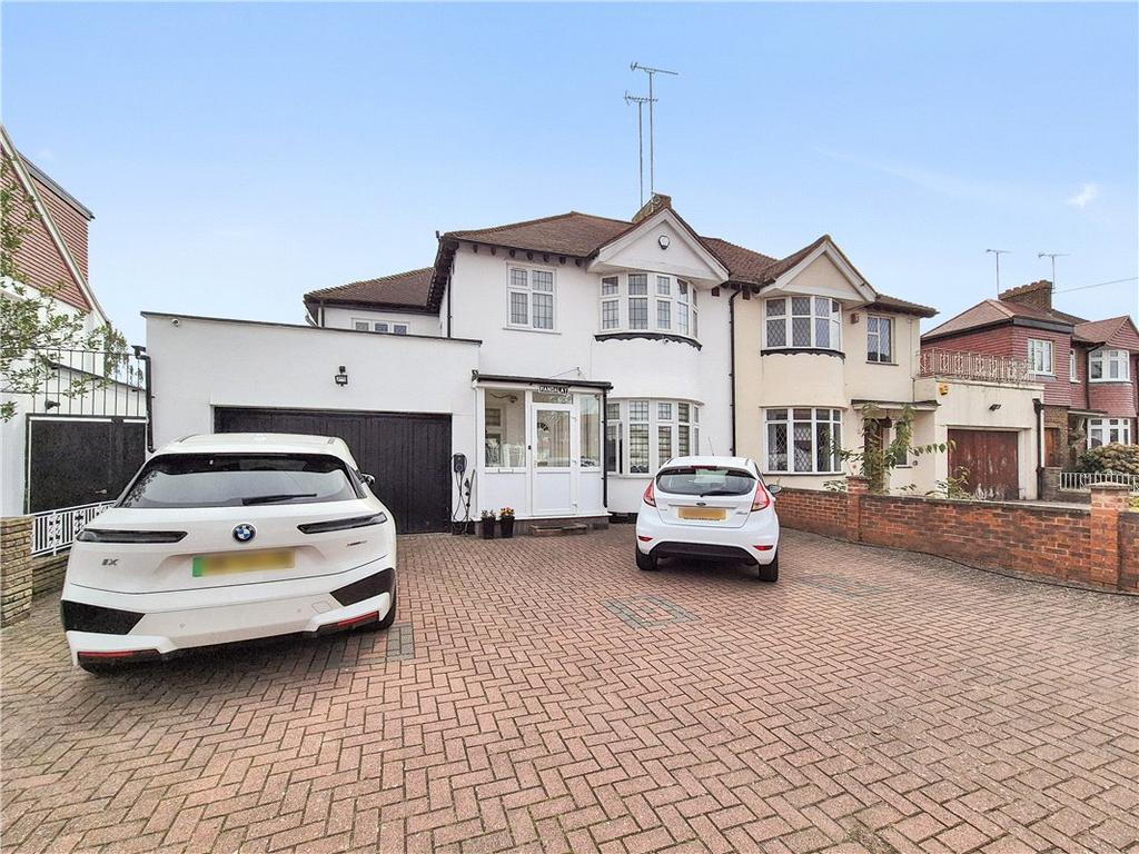 Midfield Way, Orpington, Kent, BR5 4 bed semi-detached house - £725,000